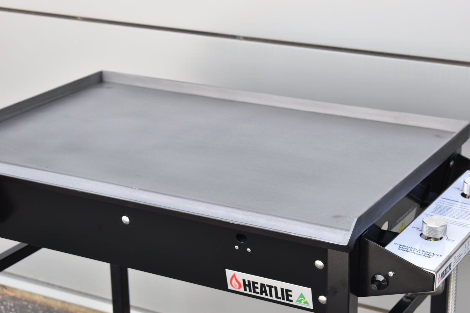BBQ Plate Finishes – Heatlie BBQs
