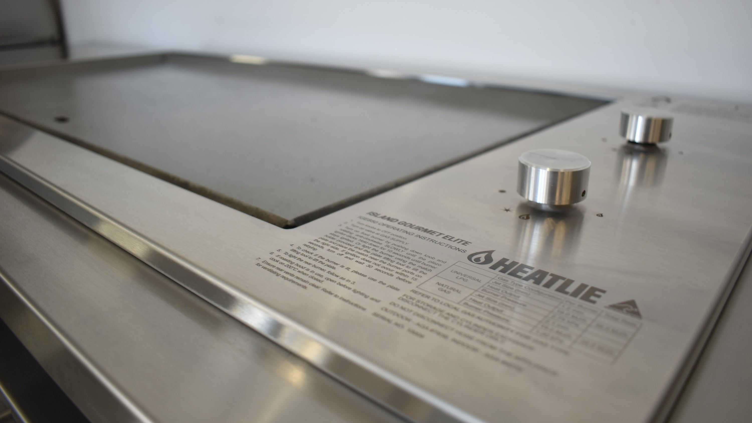 Introducing the Indoor Island Gourmet Elite | Heatlie BBQ – Heatlie BBQs